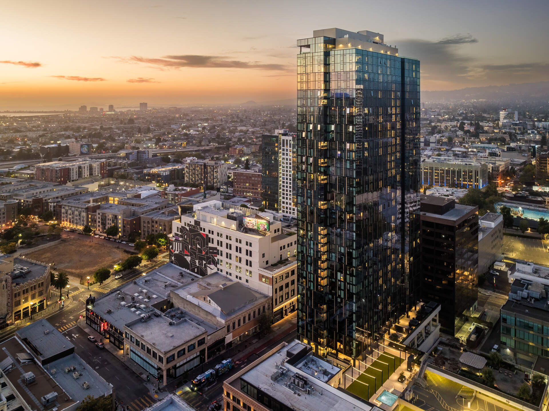 1900 Broadway | Virtual Tour