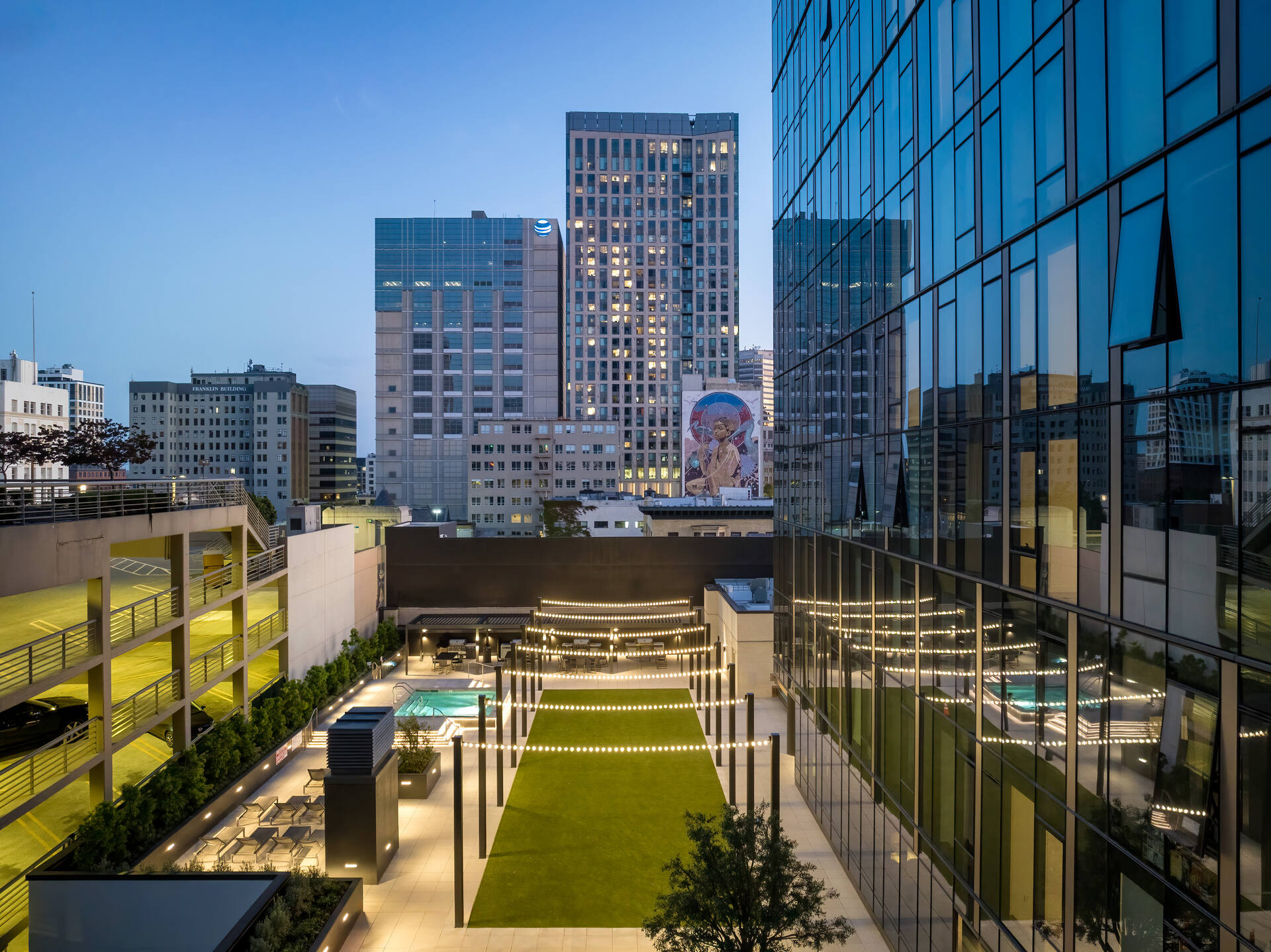 1900 Broadway | Virtual Tour