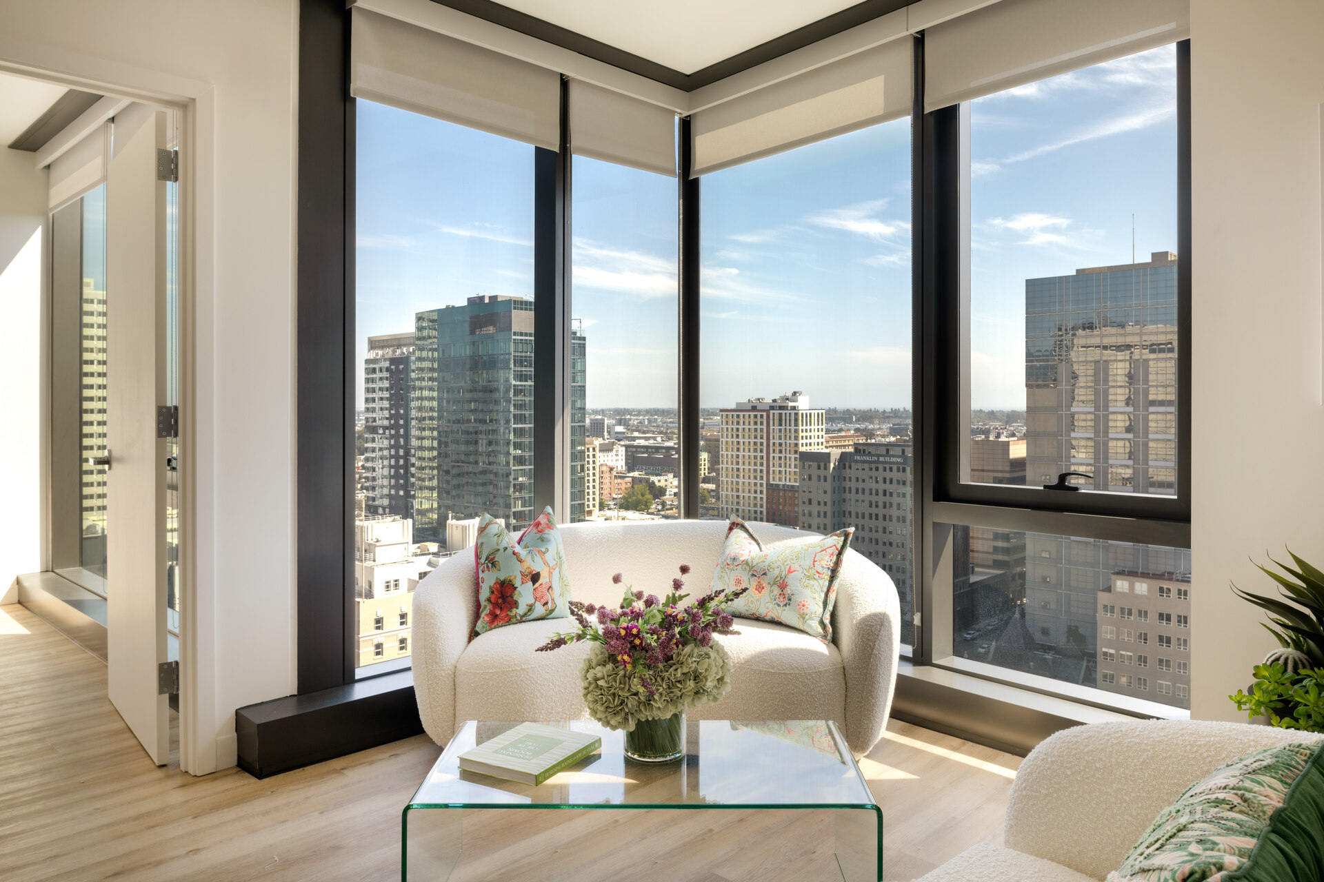 1900 Broadway | New Luxury High-Rise Apartments